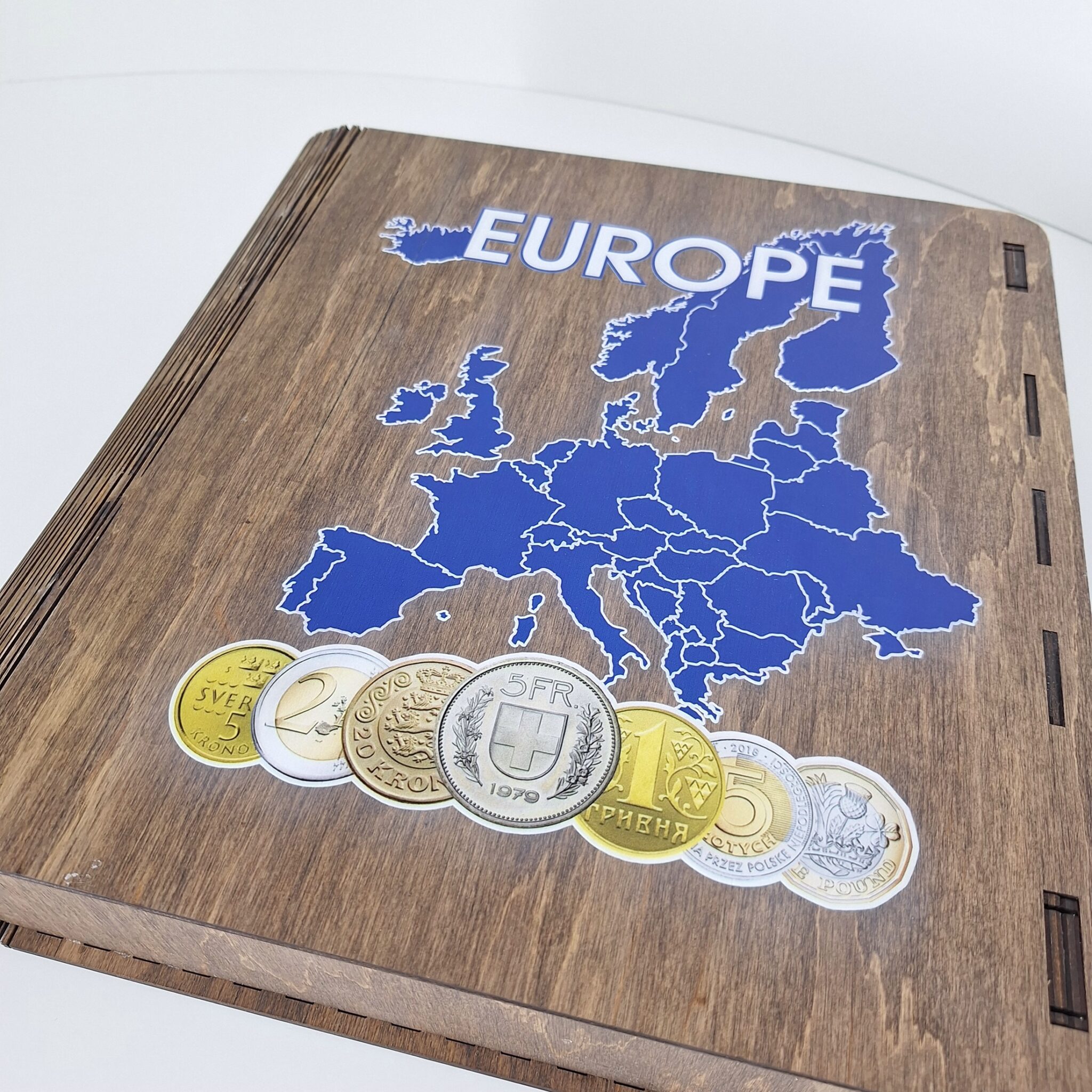 Gift album for coins of European countries- Geldium